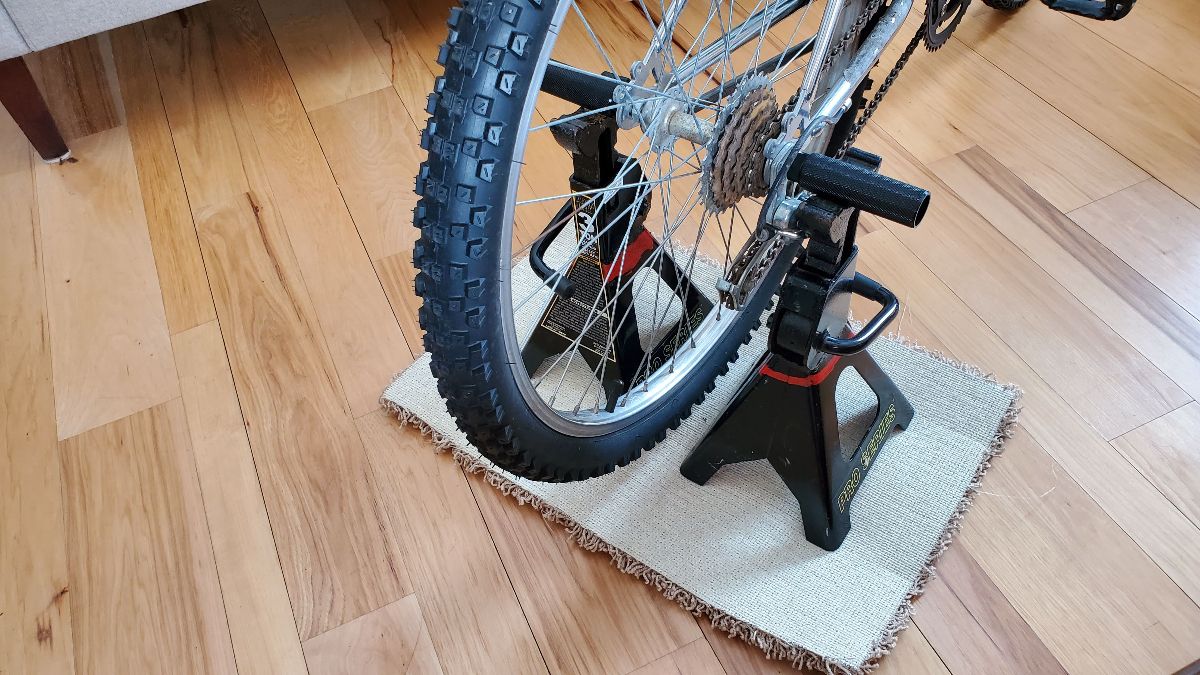DIY Stationary Bike – Easiest Way to Turn Your Bike into an Exercise ...