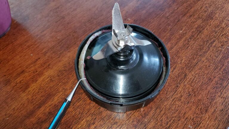 Easy Way to Lubricate a Ninja Blender – Practical Mechanic