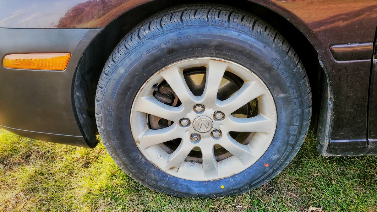 Red and Yellow Dots on Car Tires – What Do They Mean? – Practical Mechanic